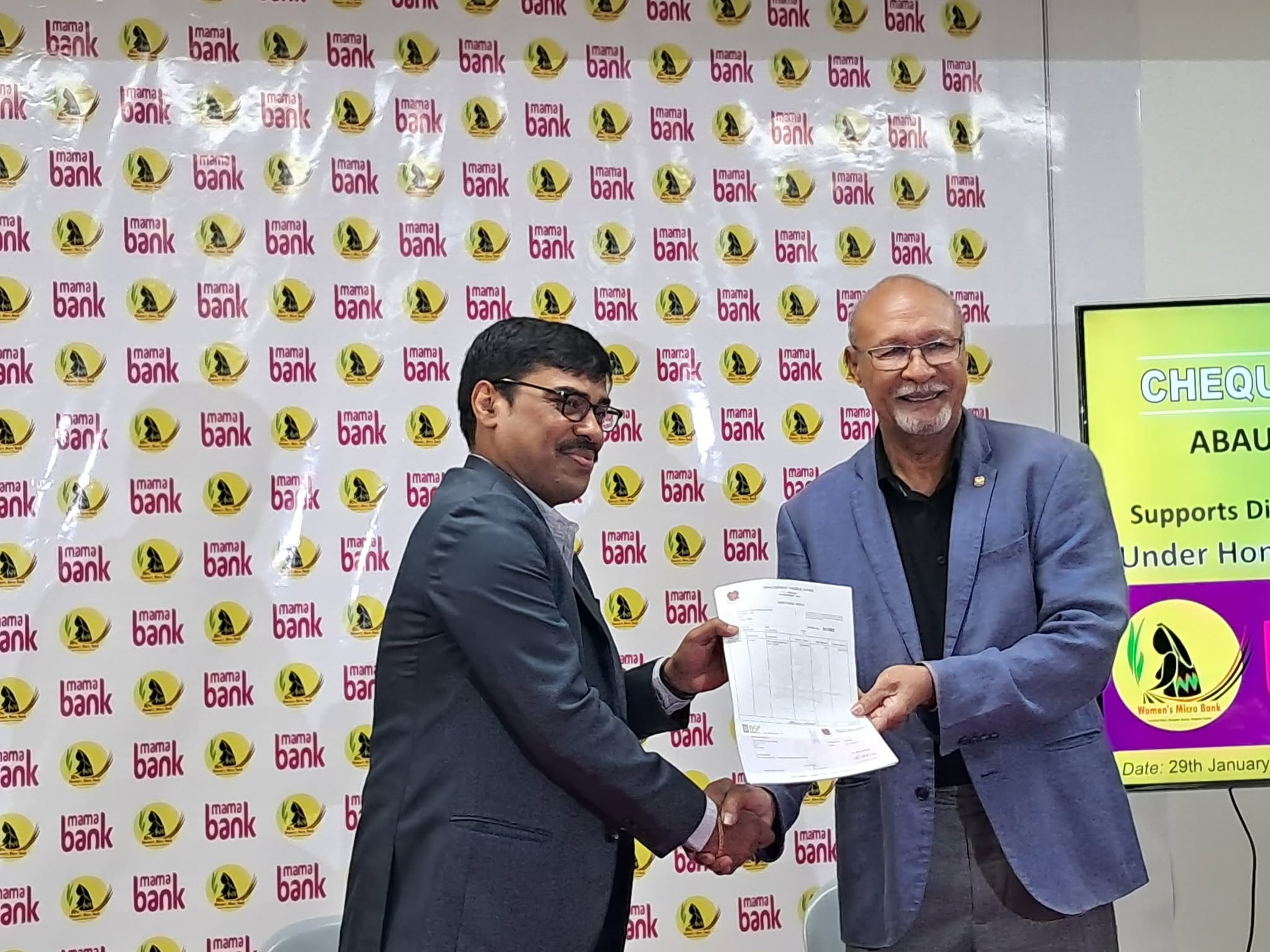 ABAU DISTRICT GIVES K1M TO MAMA BANK